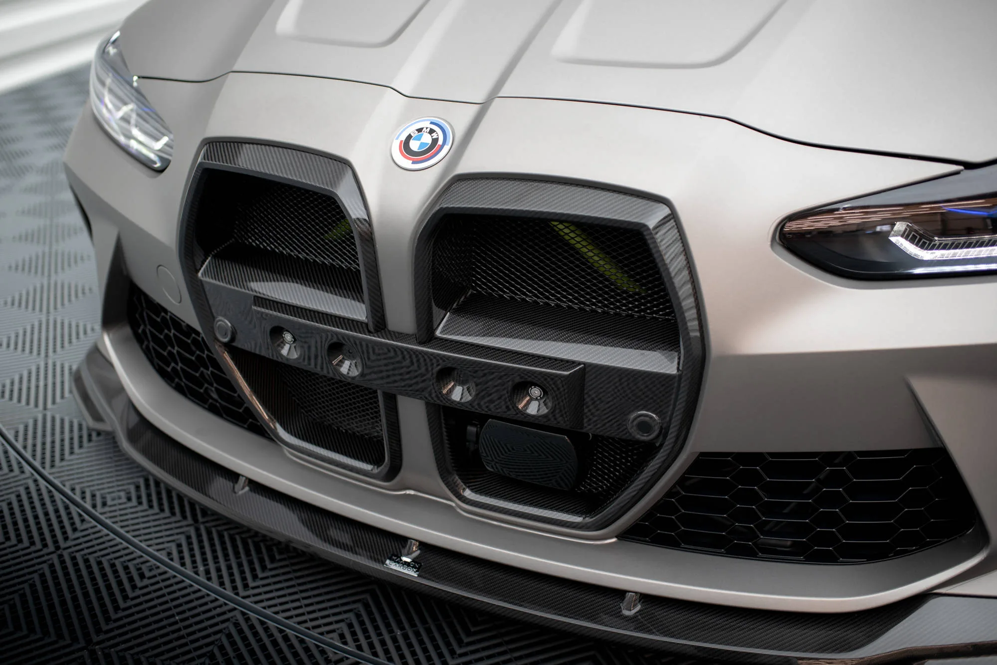 Carbon Fiber Front Grill BMW M4 G82 / M3 G80 – version with radar ...